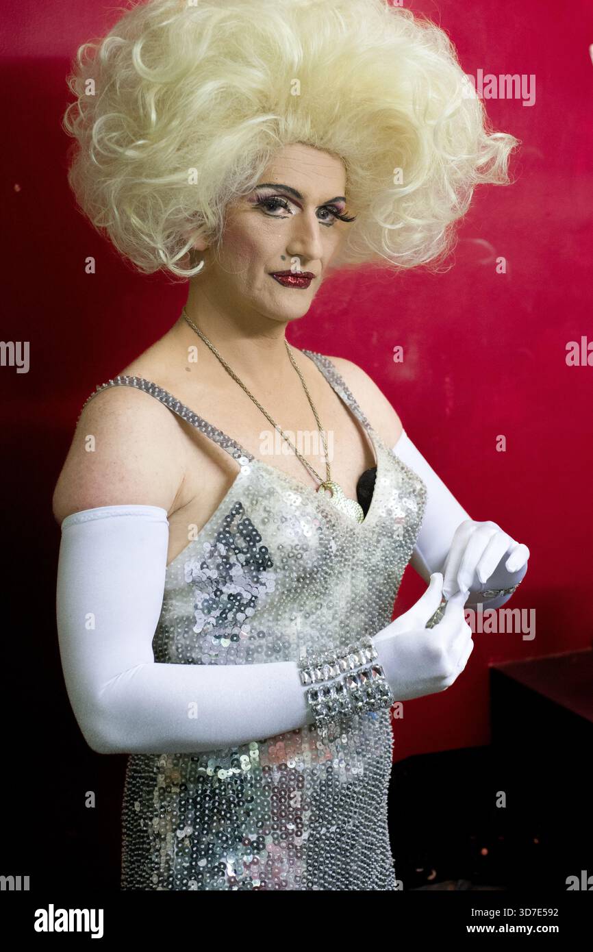 Drag queen london club hi-res stock photography and images - Alamy