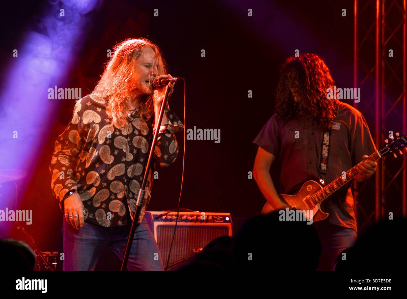 Led-Zeppelin-Tribut-Konzert mit Physical Graffiti und Leadsänger Andrew ...
