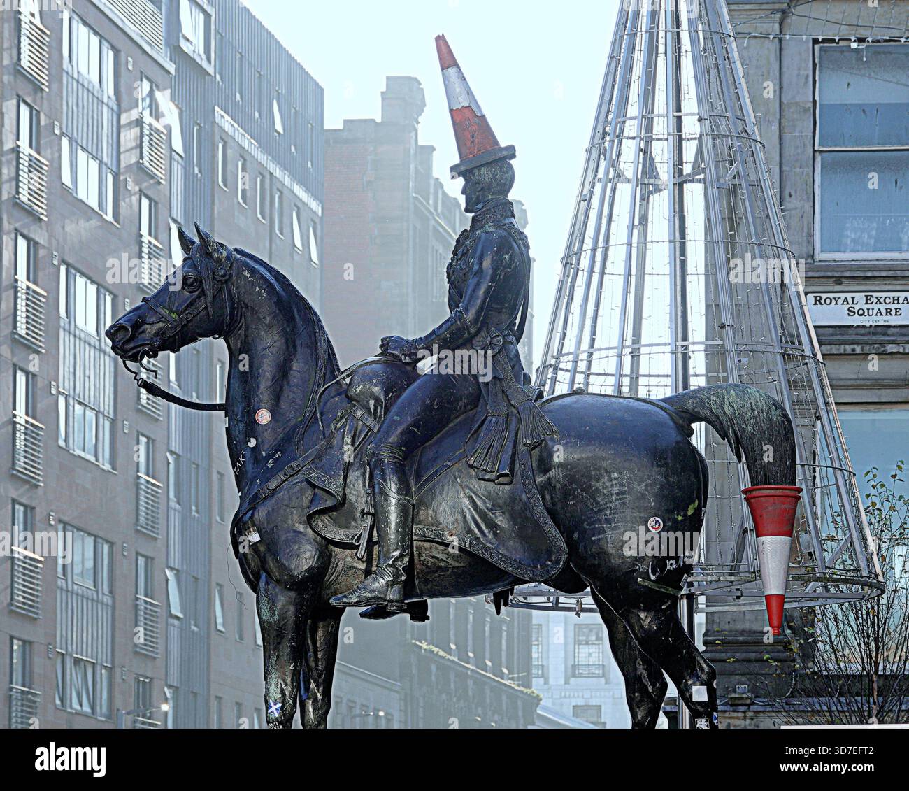 Glasgow, Scotland, UK. 25thNovember, 2025. UK Weather: Cold as the duke ...