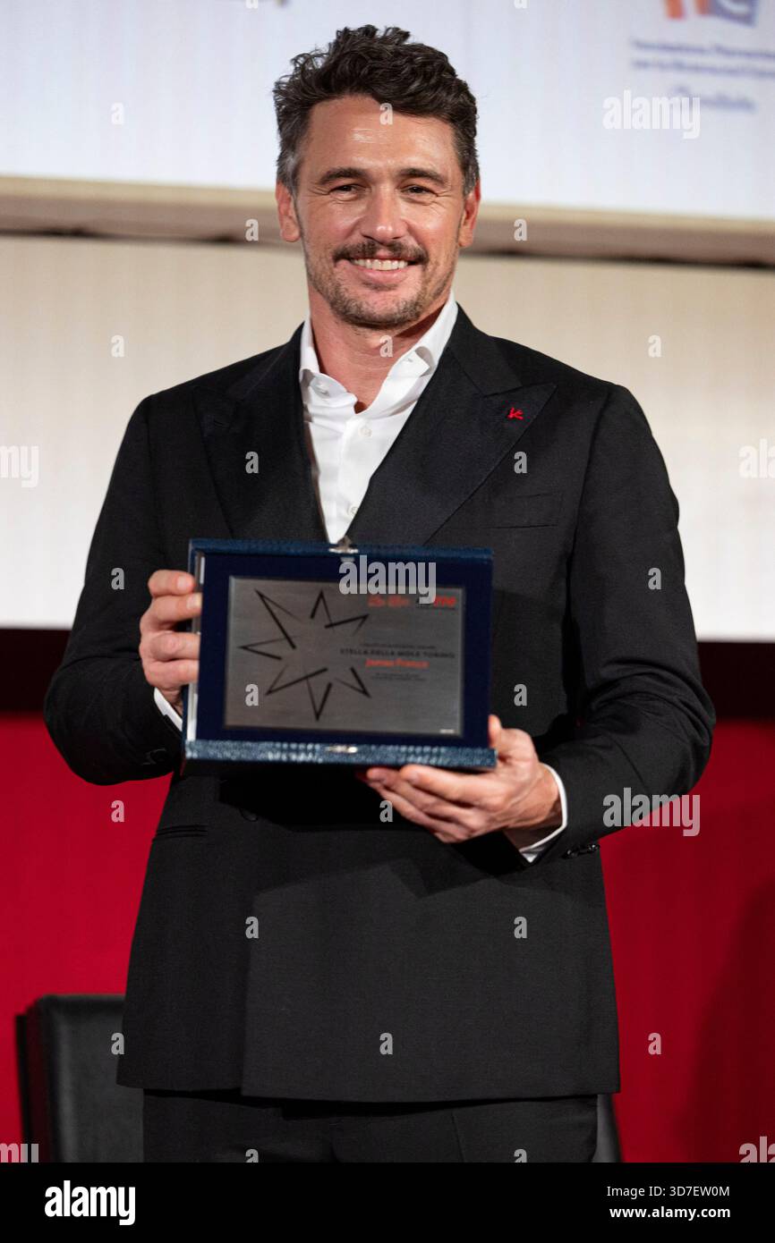 TURIN, ITALY - NOVEMBER 25: James Franco poses at the photocall of ...