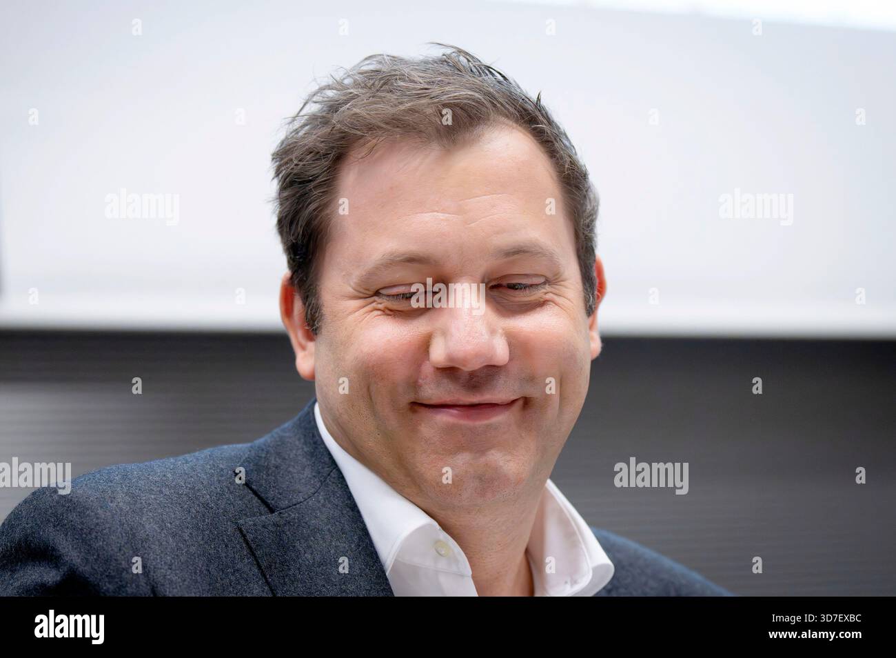 Lars Klingbeil at the SPD parliamentary group meeting in the Reichstag ...