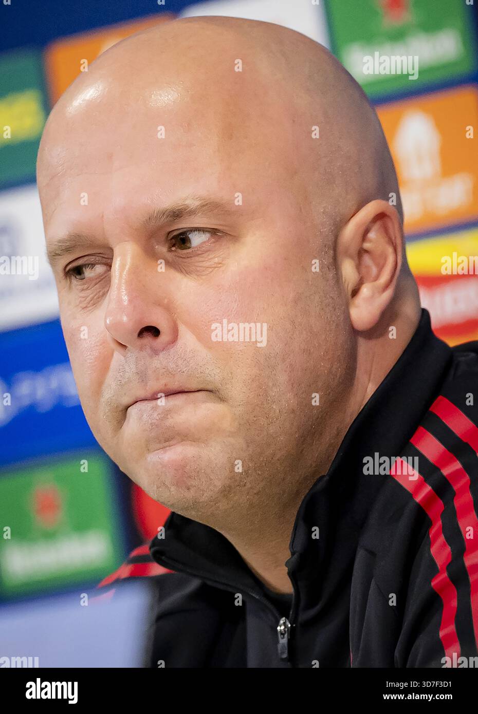 LIVERPOOL - Liverpool FC Coach Arne Slot during the MD-1 press ...