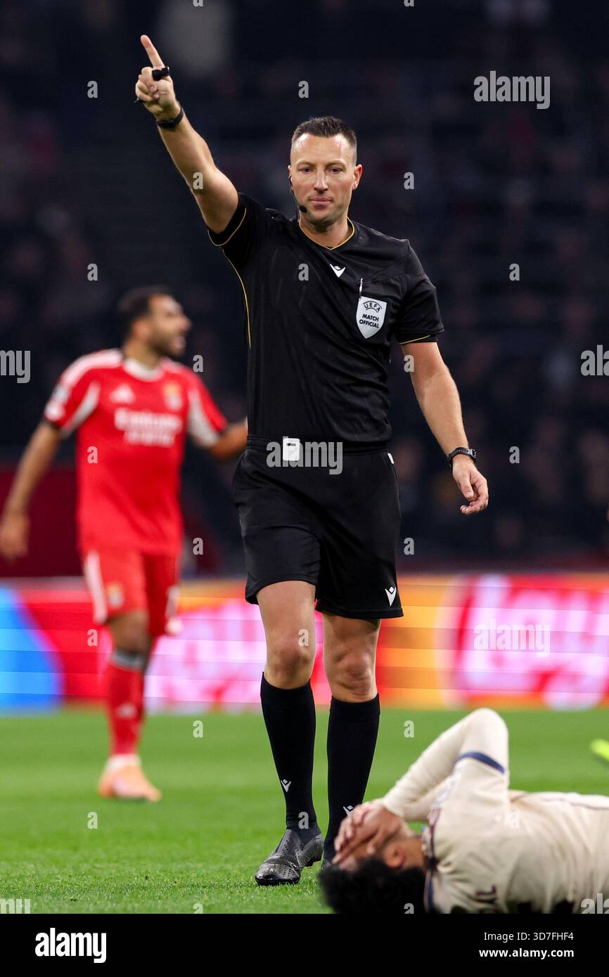 AMSTERDAM, NETHERLANDS - NOVEMBER 25: Referee Sven Jablonski during the ...