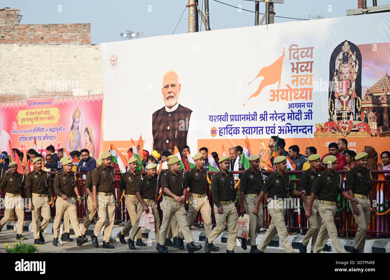 AYODHYA, INDIA - NOVEMBER 25: Heavy force is deployed at the entrance ...