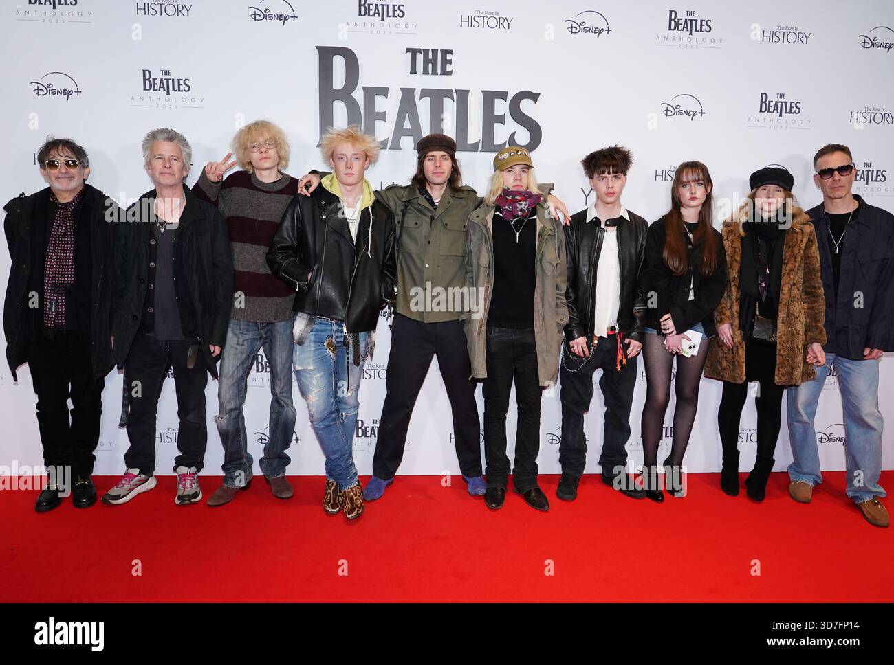 Ringo Starr's family members, including Ian Broudie, Jason Starkey ...