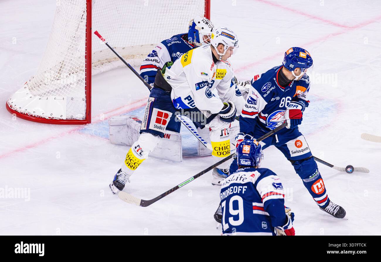 Zurich, Switzerland, 25th Nov 2025: #13 Manix Landry (Ambri) receives ...
