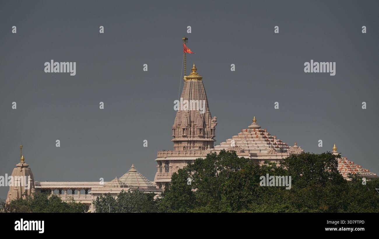 AYODHYA, INDIA - NOVEMBER 25: Picture of Saffron Dharm Dhwaj hoisted ...
