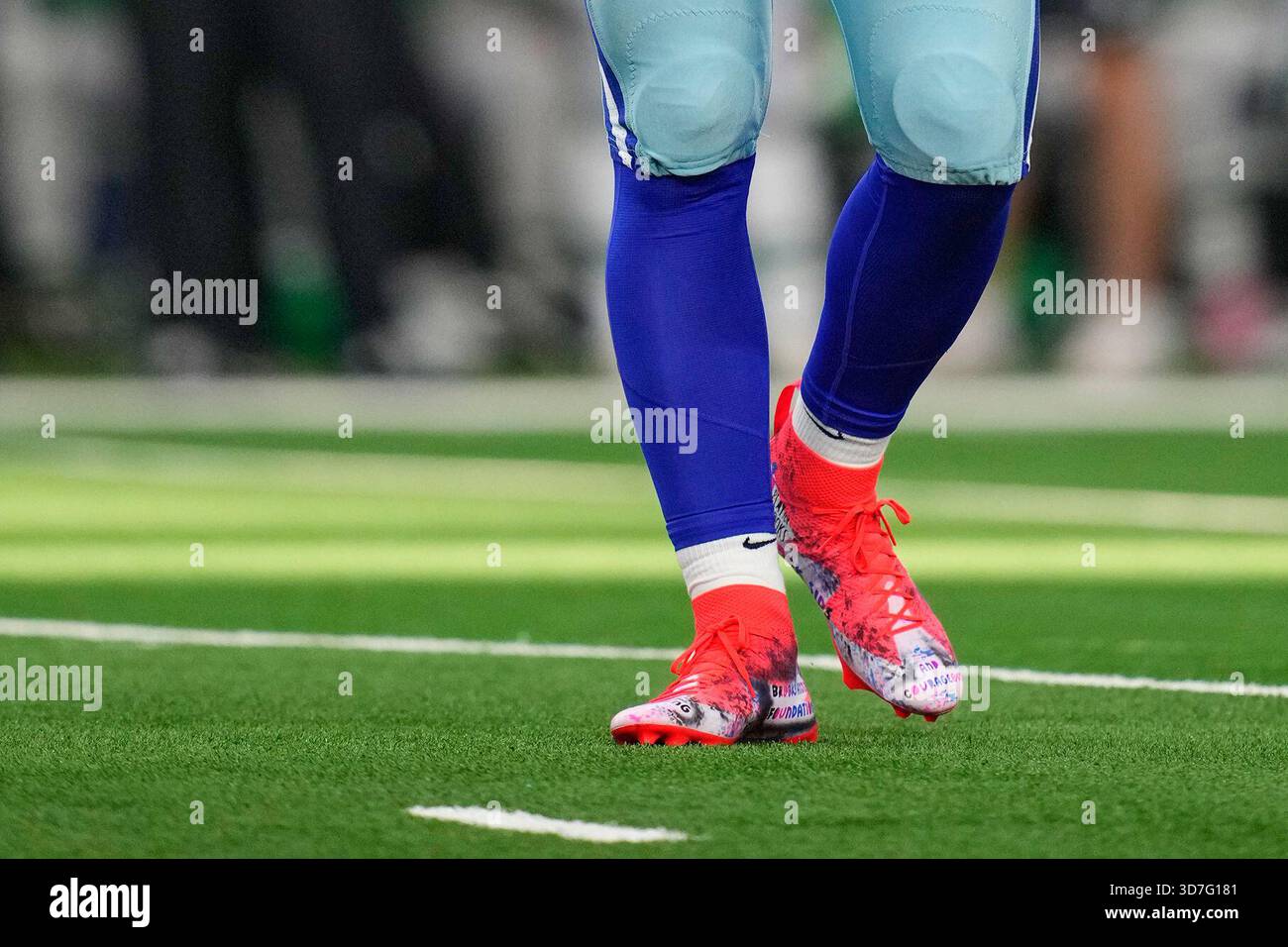 Dallas Cowboys linebacker Logan Wilson lines up against the ...