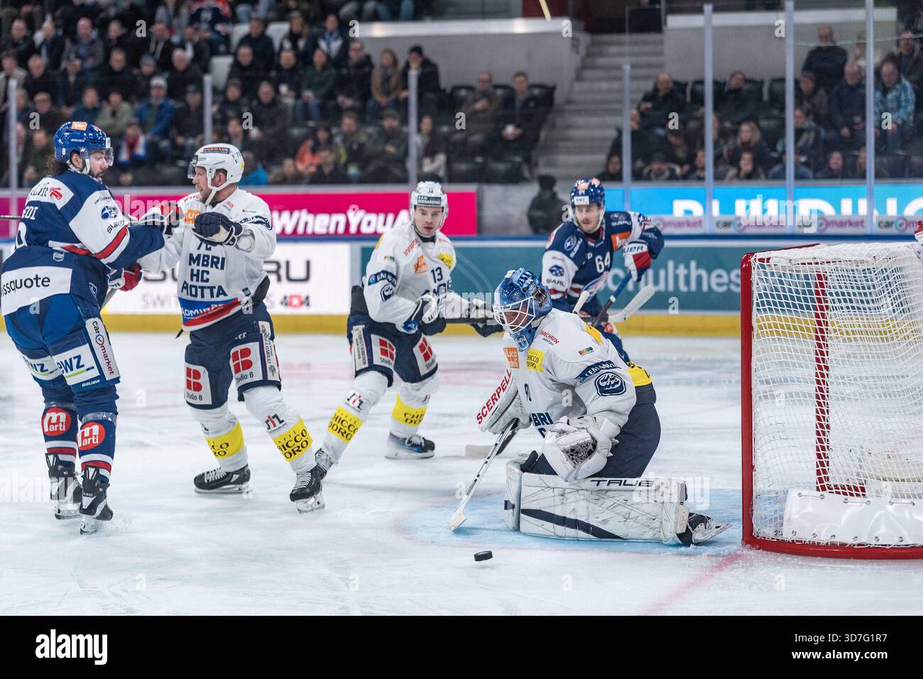 25/11/2025, Zurich, Swiss Life Arena, NL: ZSC Lions - HC Ambri-Piotta ...