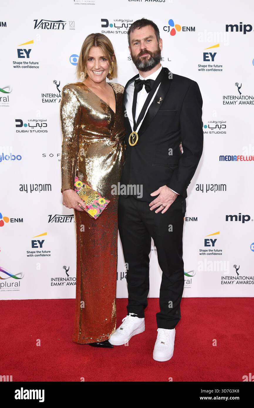 (L-R) Kate Whittaker and Gareth Whittaker (South Africa) walking the ...