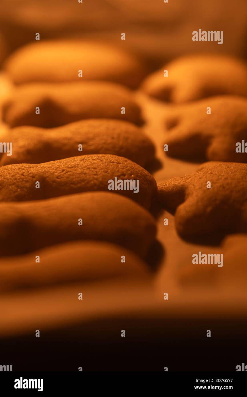 Food styling baking hi-res stock photography and images - Alamy