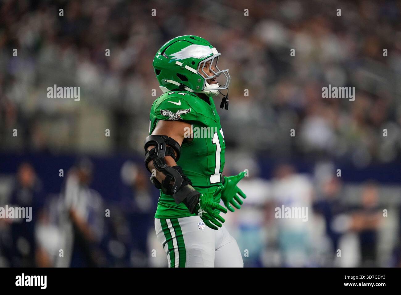 Philadelphia Eagles linebacker Nakobe Dean (17) celebrates after ...