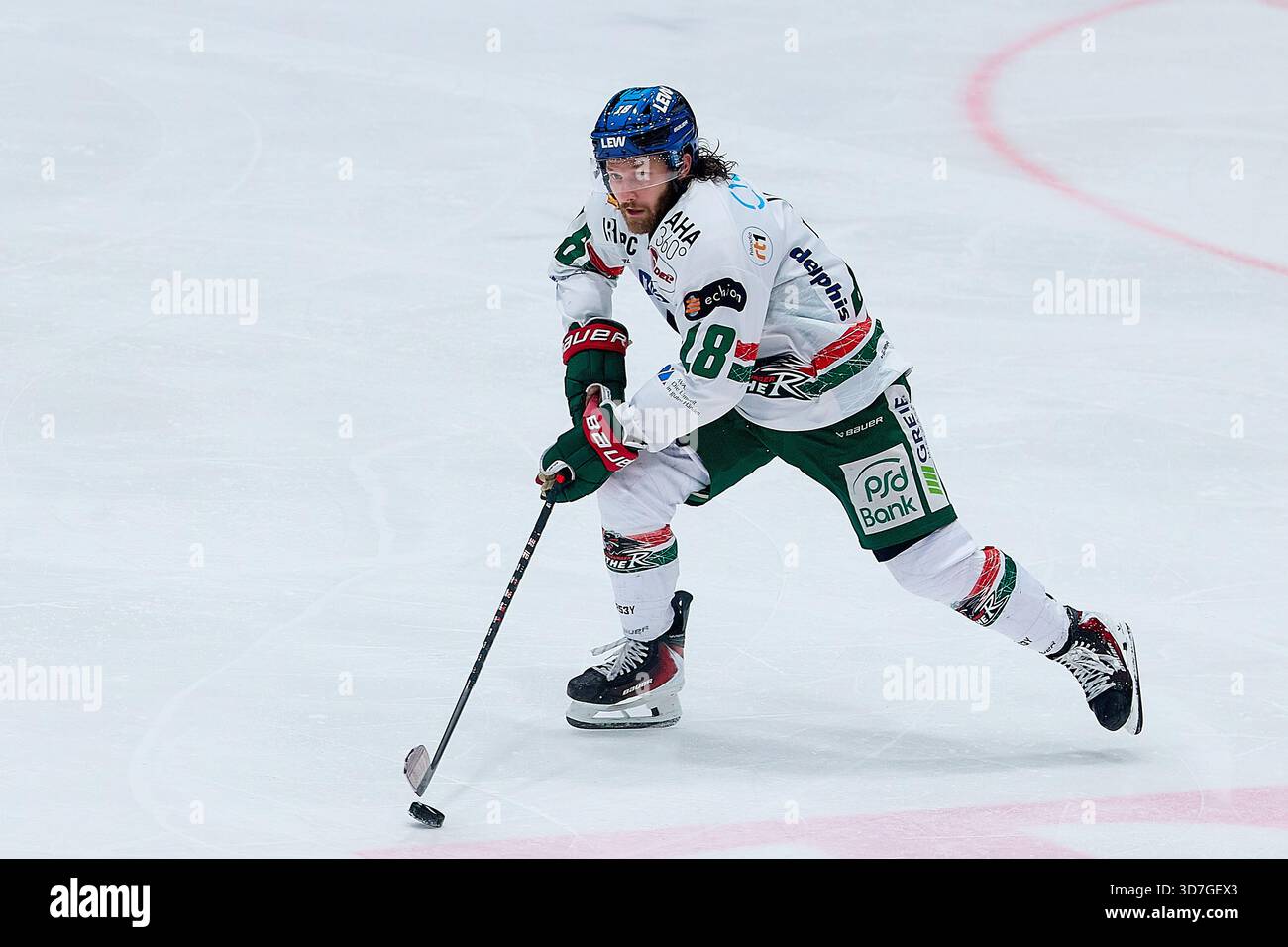 Anthony Louis (Augsburger Panther, #18) GER, Frankfurter Loewen vs ...