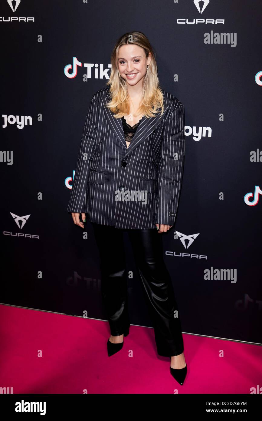 25 November 2025, Berlin: Paula Enzweiler (paula.enx) attends the ...