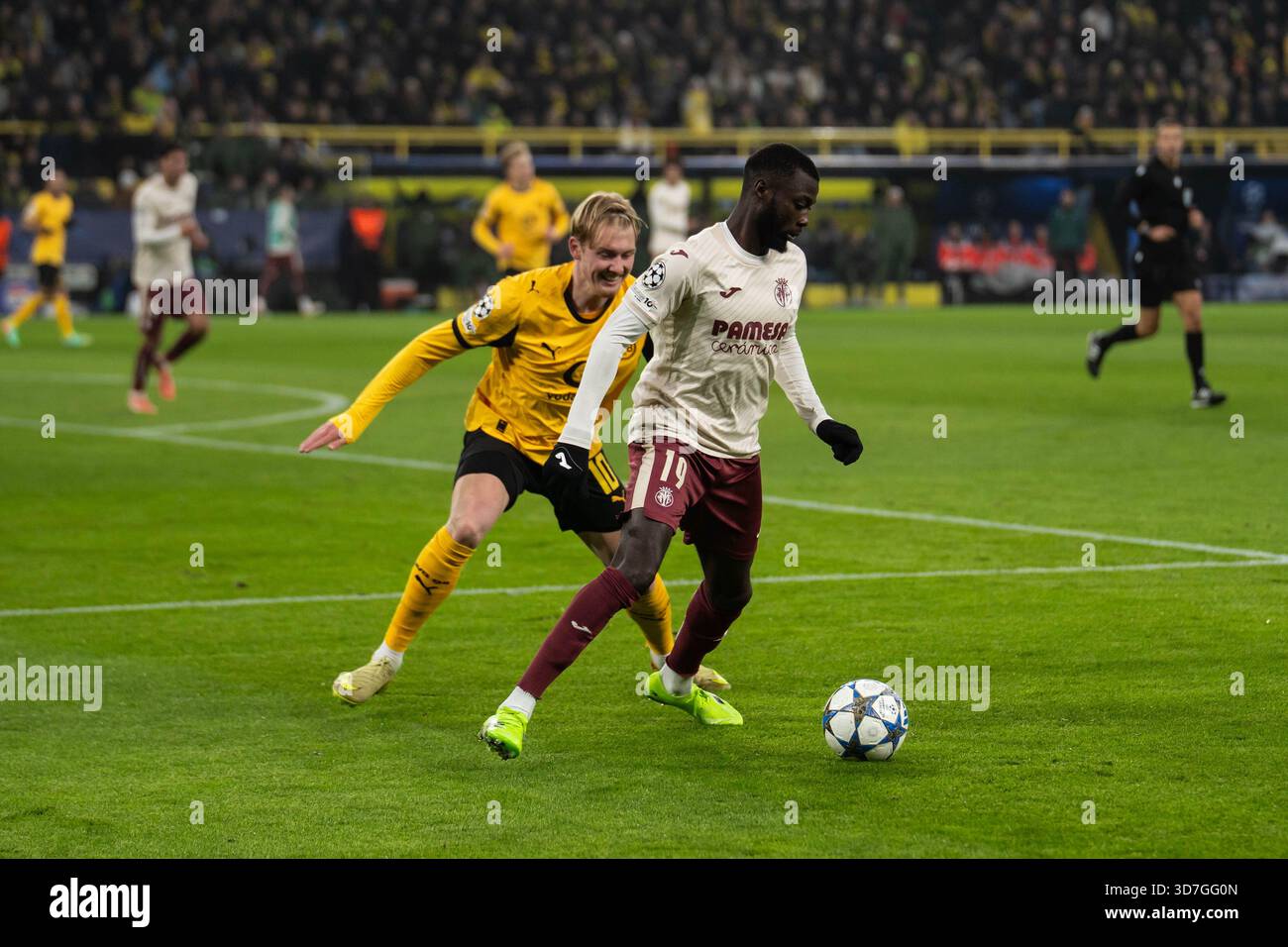 November 25, 2025, Signal Iduna Park, Dortmund, GER, UEFA Champions ...