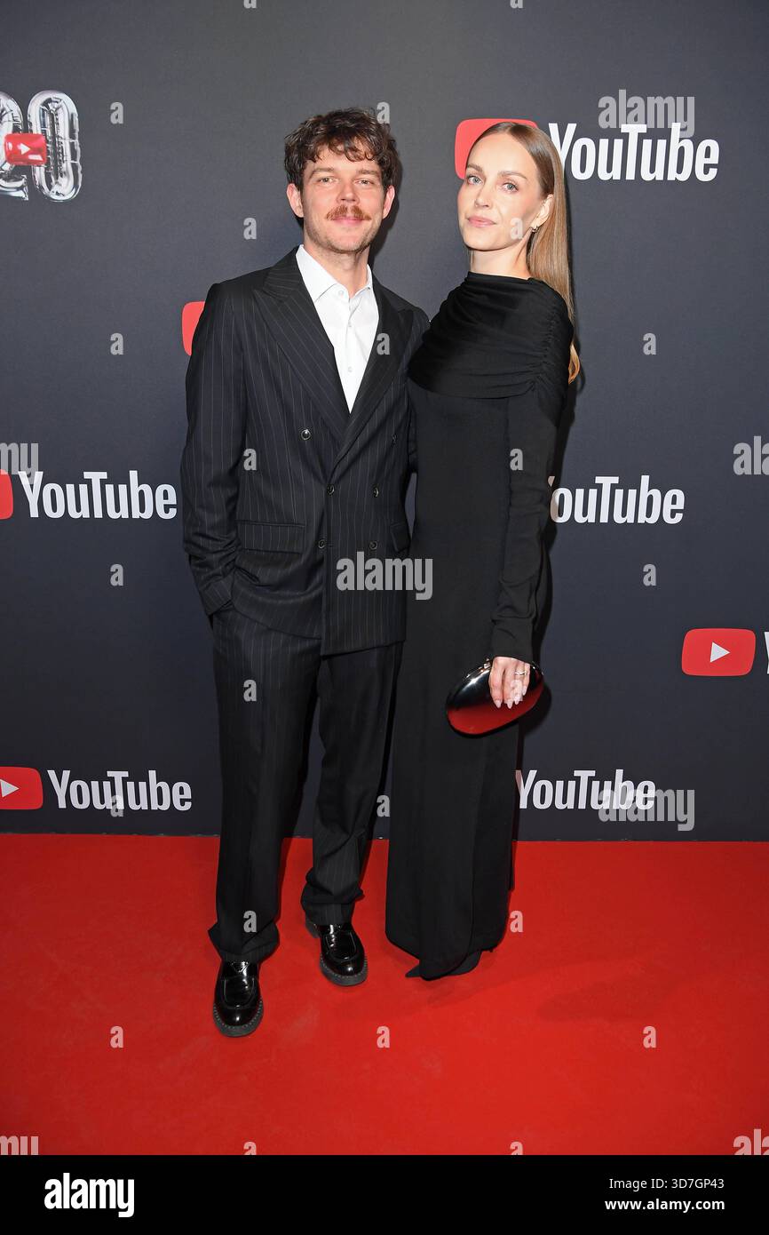 Georg Listing Tokio Hotel mit Ehefrau Susanne Knispel auf dem Roten ...