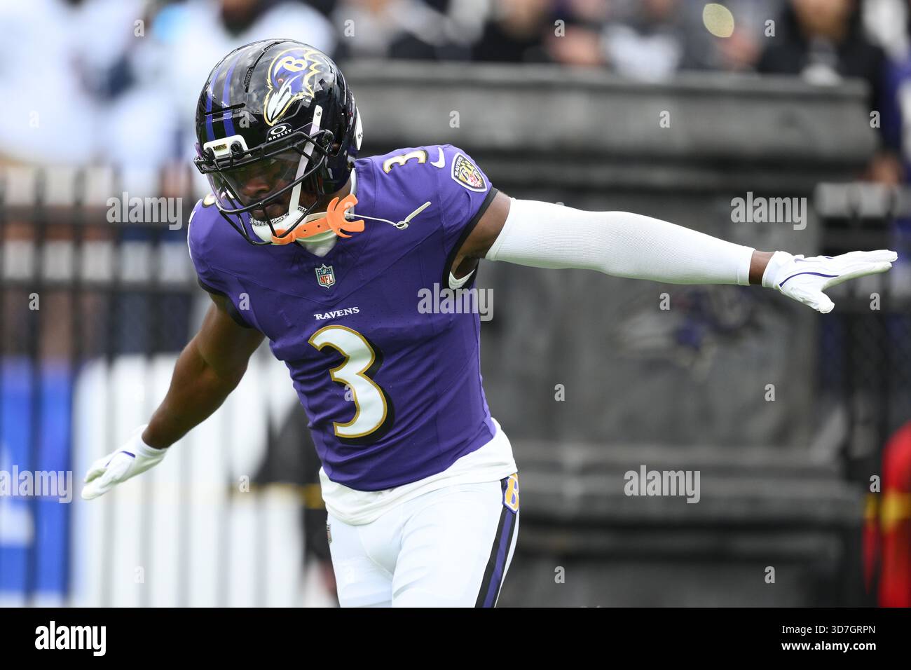 Baltimore Ravens Cornerback Chidobe Awuzie 3 Takes To The Field