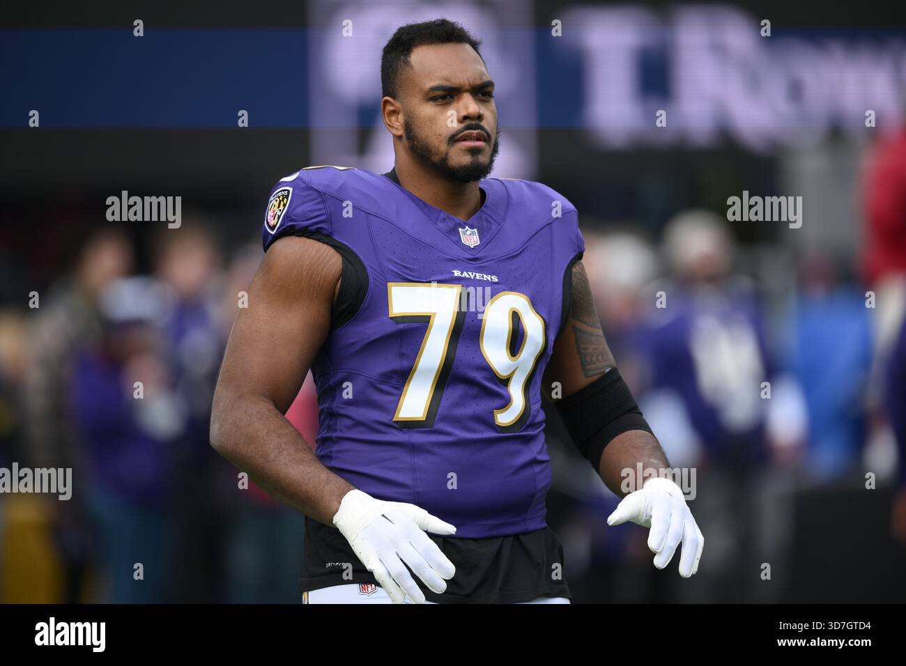 Baltimore Ravens offensive tackle Ronnie Stanley (79) warms up before ...