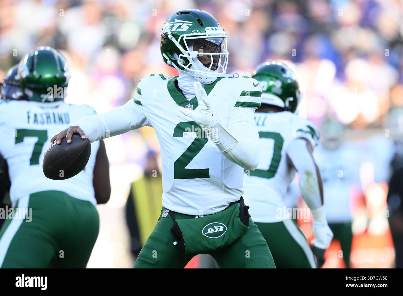New York Jets quarterback Tyrod Taylor (2) in action during the second ...