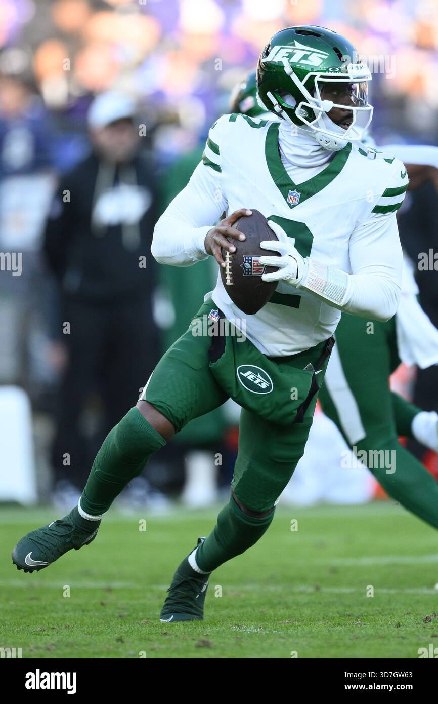 New York Jets quarterback Tyrod Taylor (2) in action during the second ...