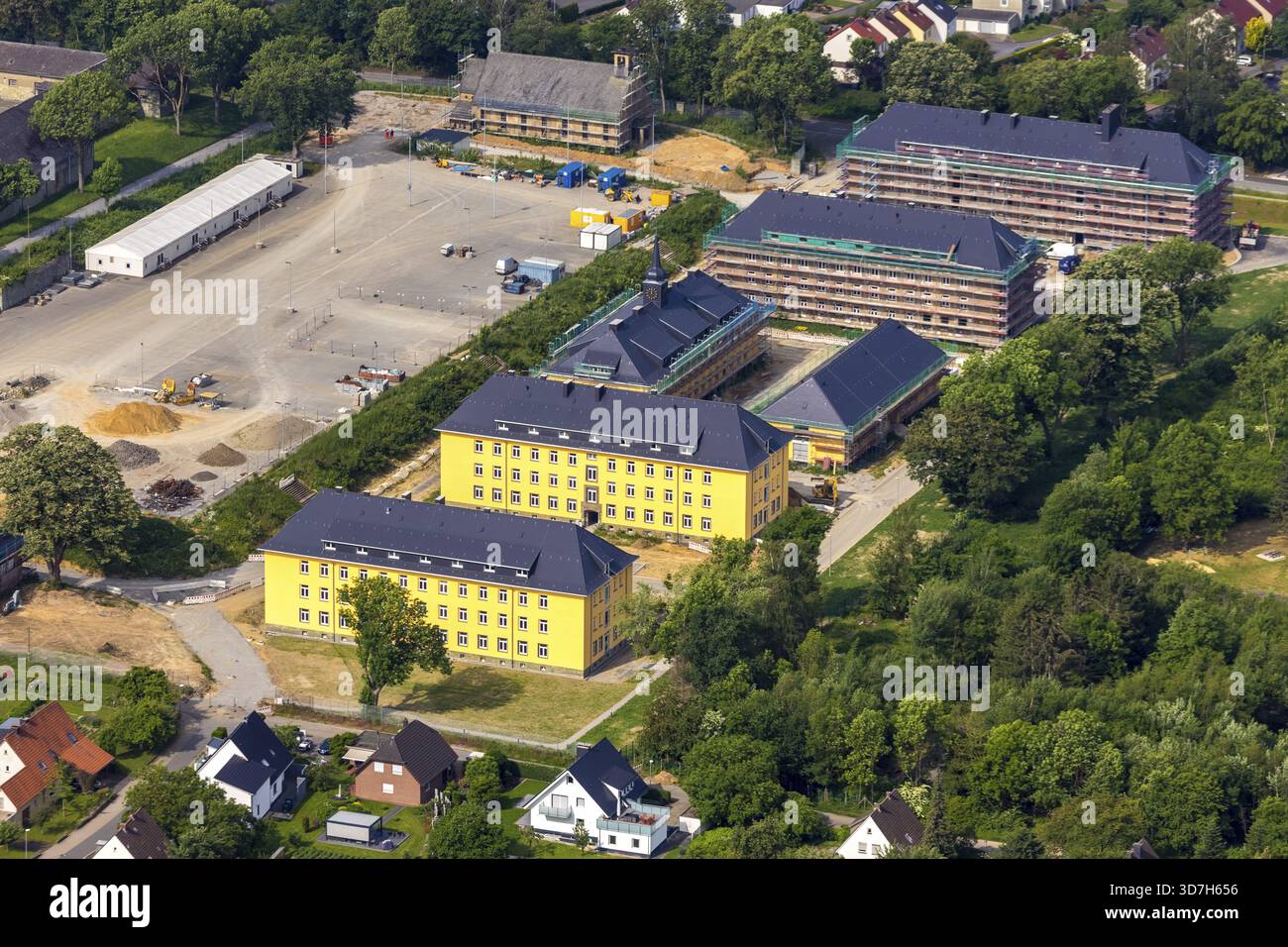 Aerial view of the conversion of the Kanaal van Wessem barracks on ...
