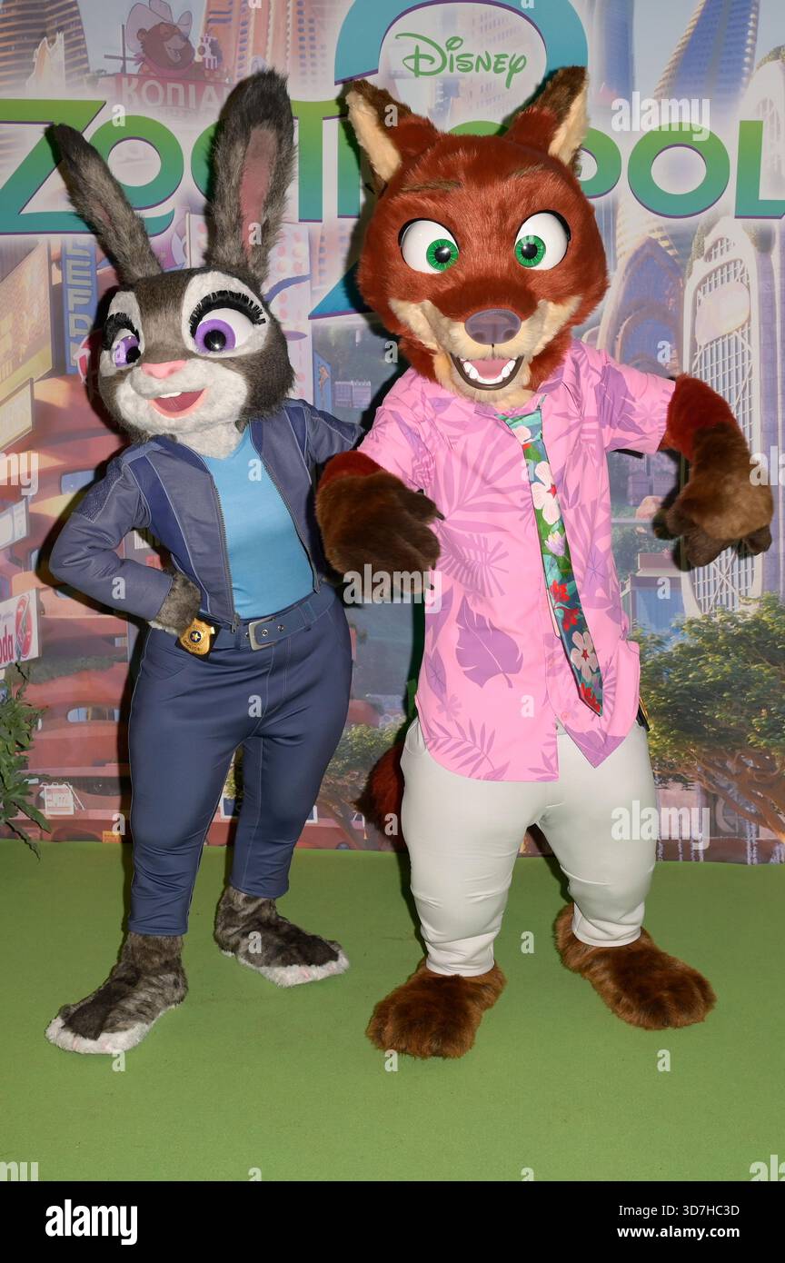 Judy Hopps (l) and Nick Wilde (r) attend the Disney movie premiere ...