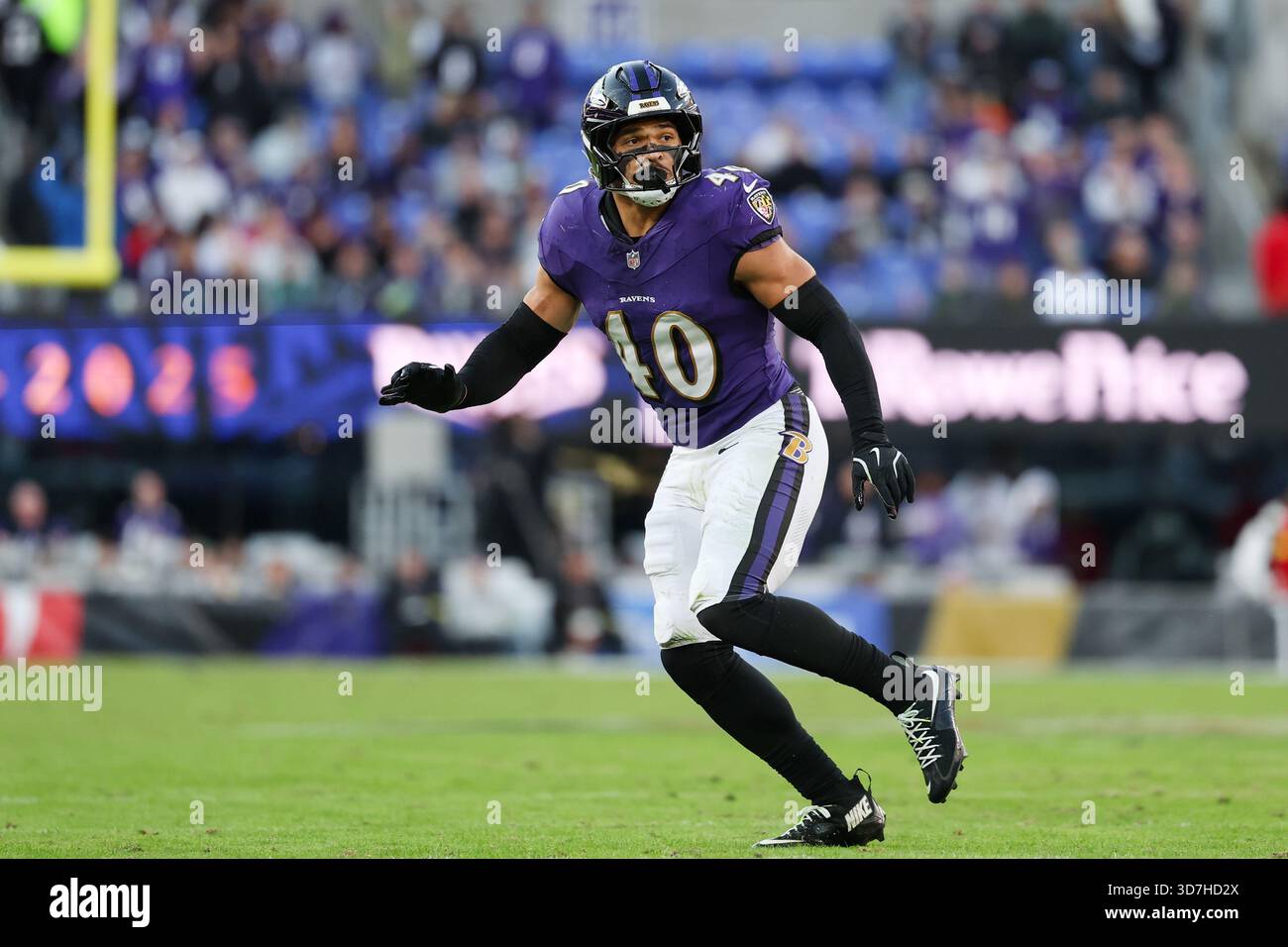 Baltimore Ravens linebacker Teddye Buchanan (40) in action during the ...