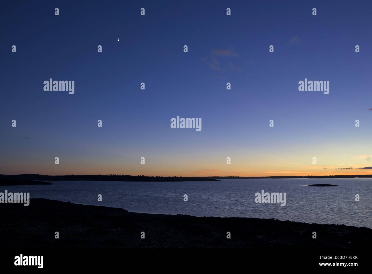 Twilight shows wide view hi-res stock photography and images - Alamy
