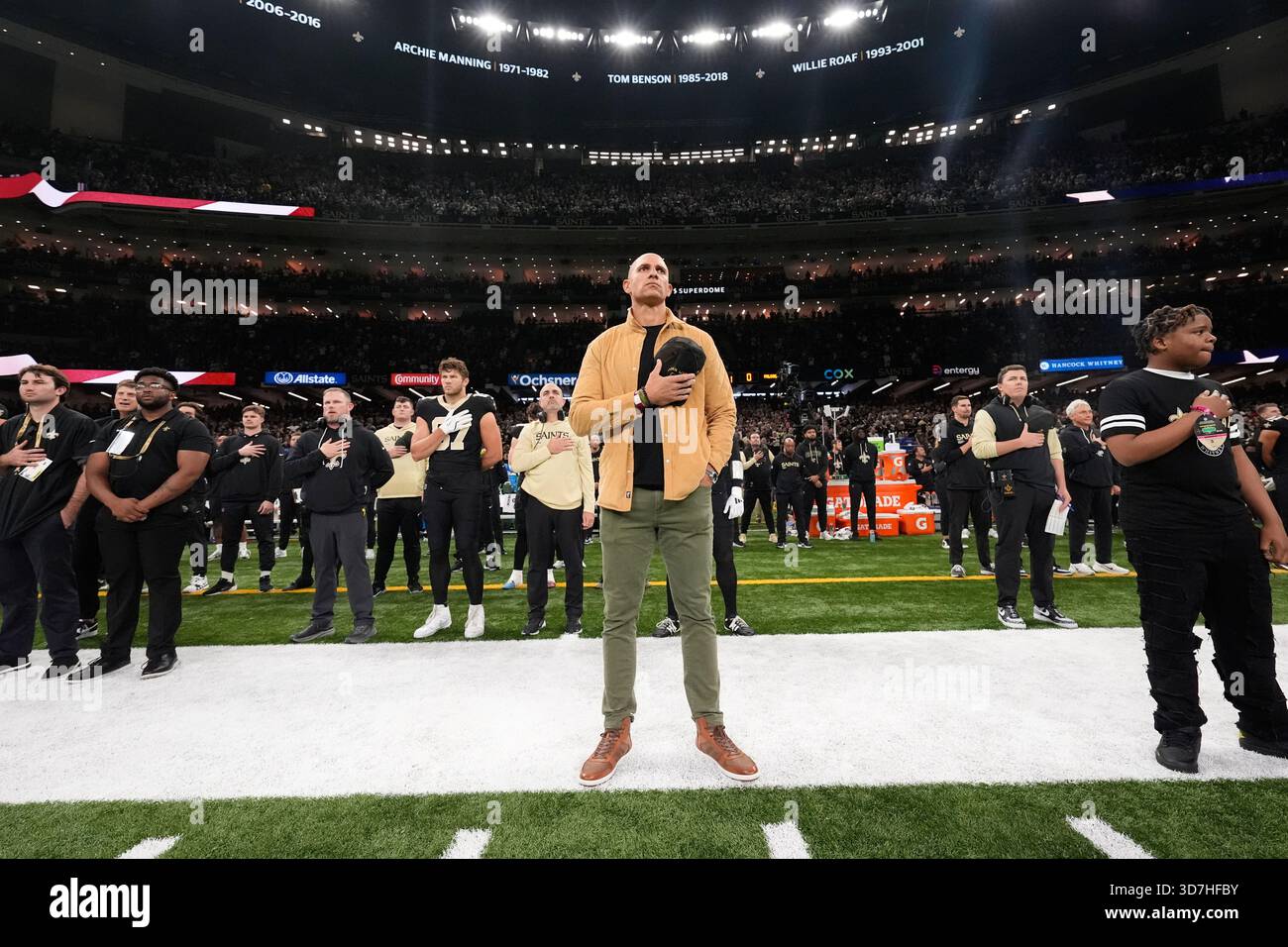 Former New Orleans Saints tight end Jimmy Graham holds his hand to his ...