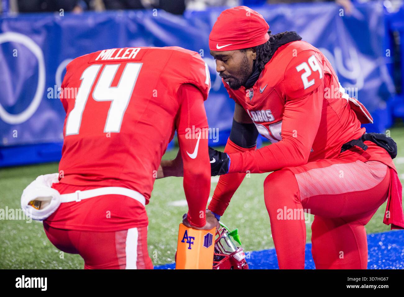 November 22, 2025: New Mexico wide receiver Shawn Miller (14) and ...