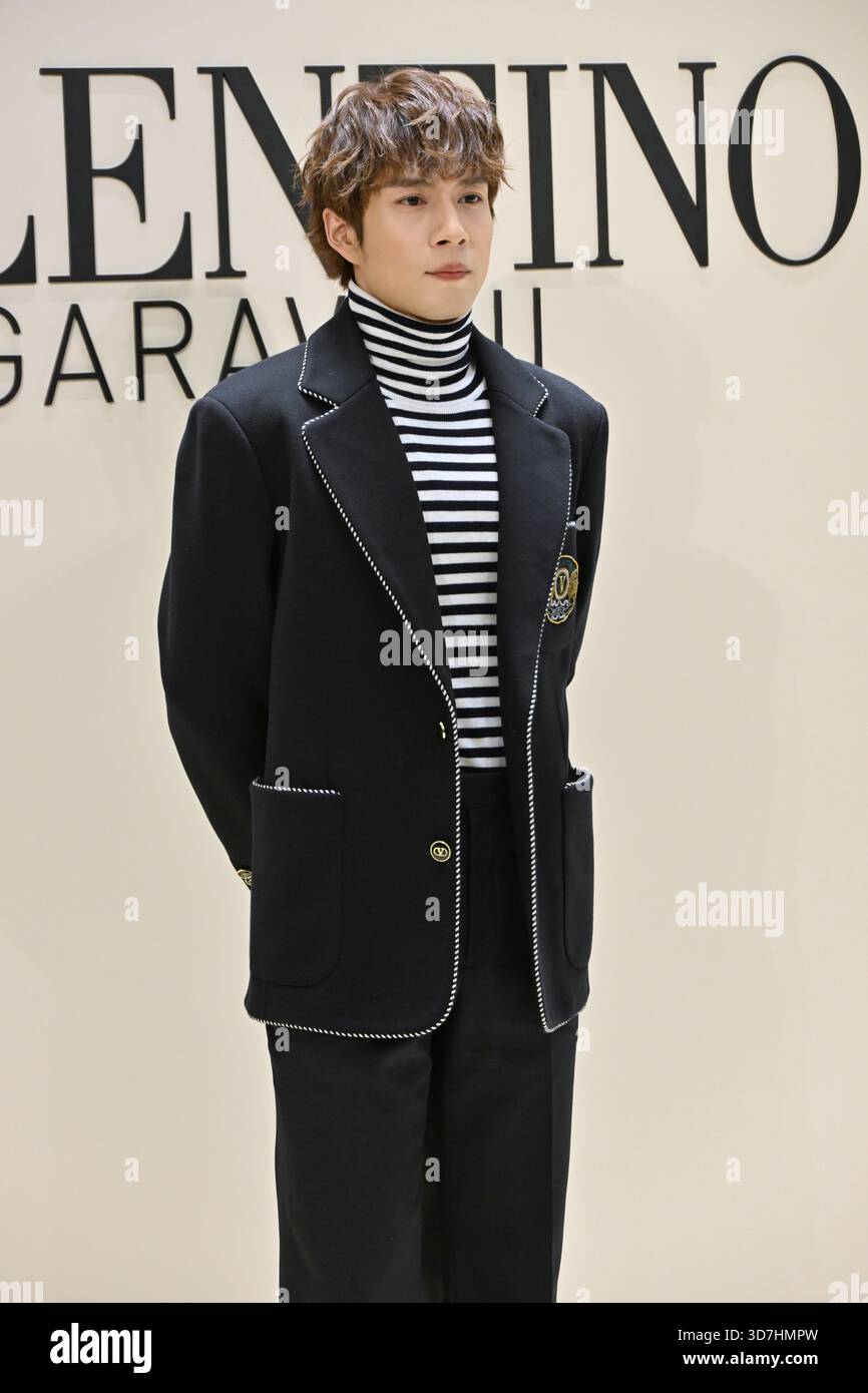 Chinese actor Elvis Han attends an activity in Beijing, China, 25 ...