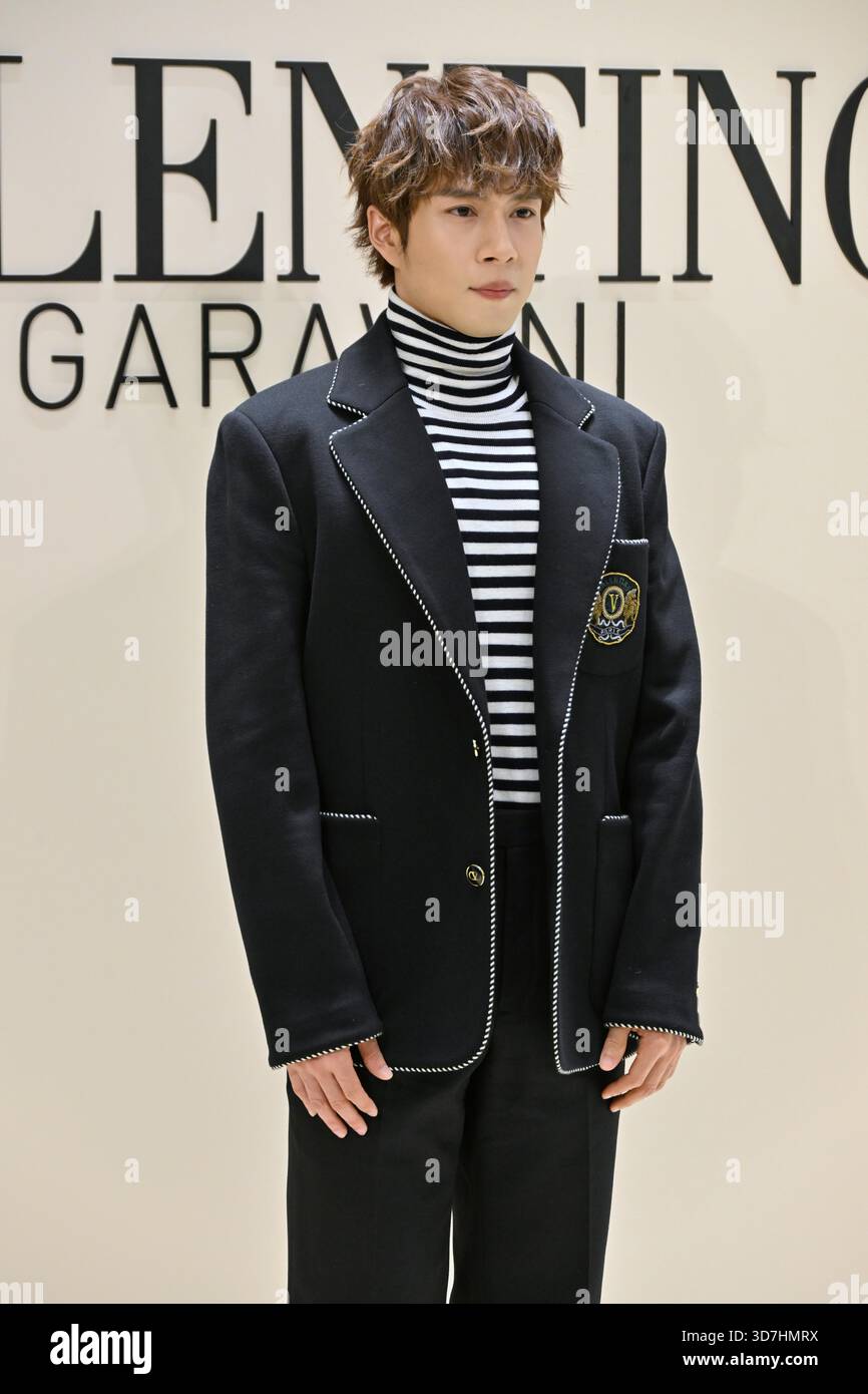 Chinese actor Elvis Han attends an activity in Beijing, China, 25 ...