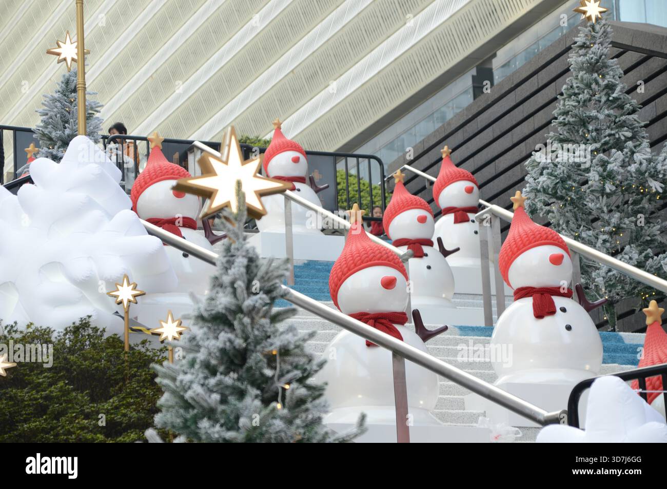 The Christmas atmosphere gets stronger in Shanghai, China, 23 November ...
