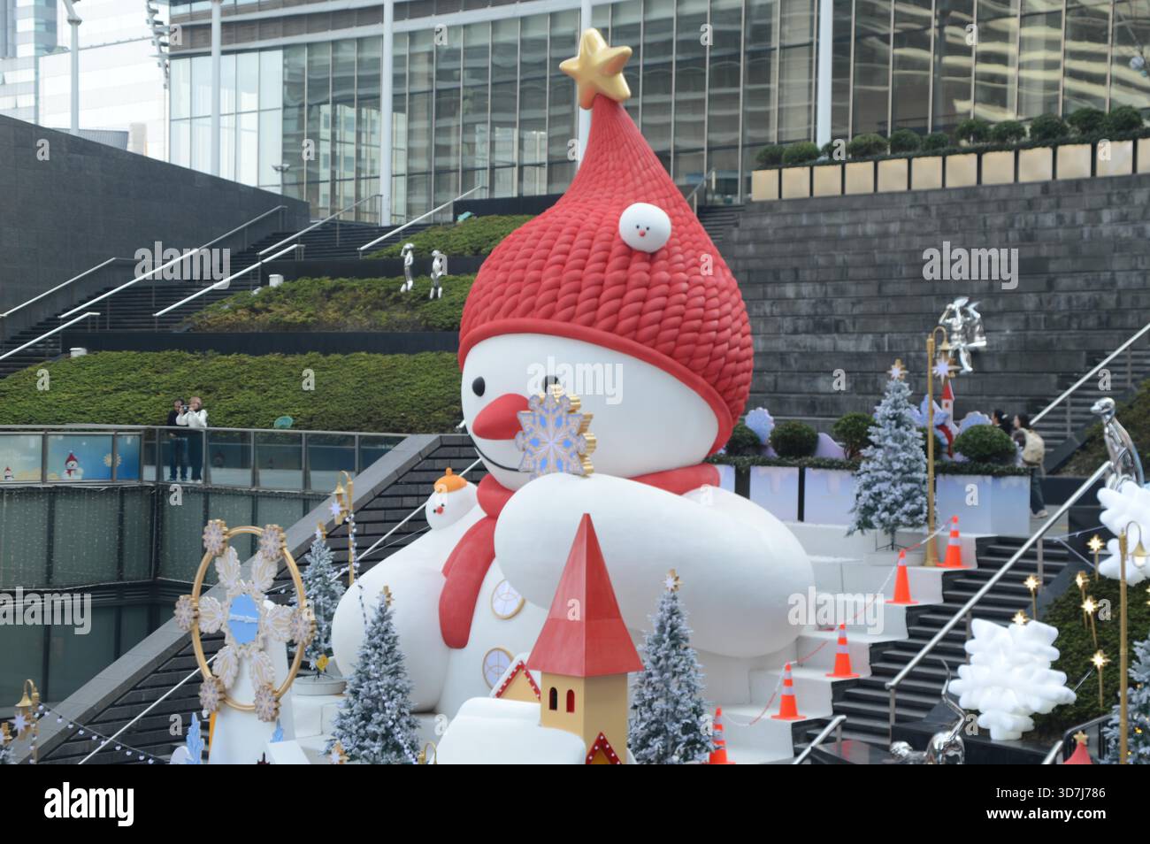 The Christmas atmosphere gets stronger in Shanghai, China, 23 November ...