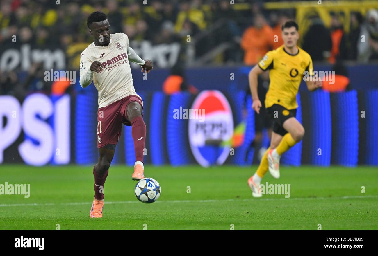 Tani Oluwaseyi (Villarreal) Dortmund, November 25, 2025, Football, UEFA ...