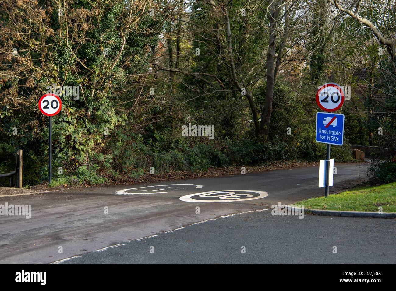 Narrow rural road with 20 mph speed limit signs and unsuitable for HGVs ...