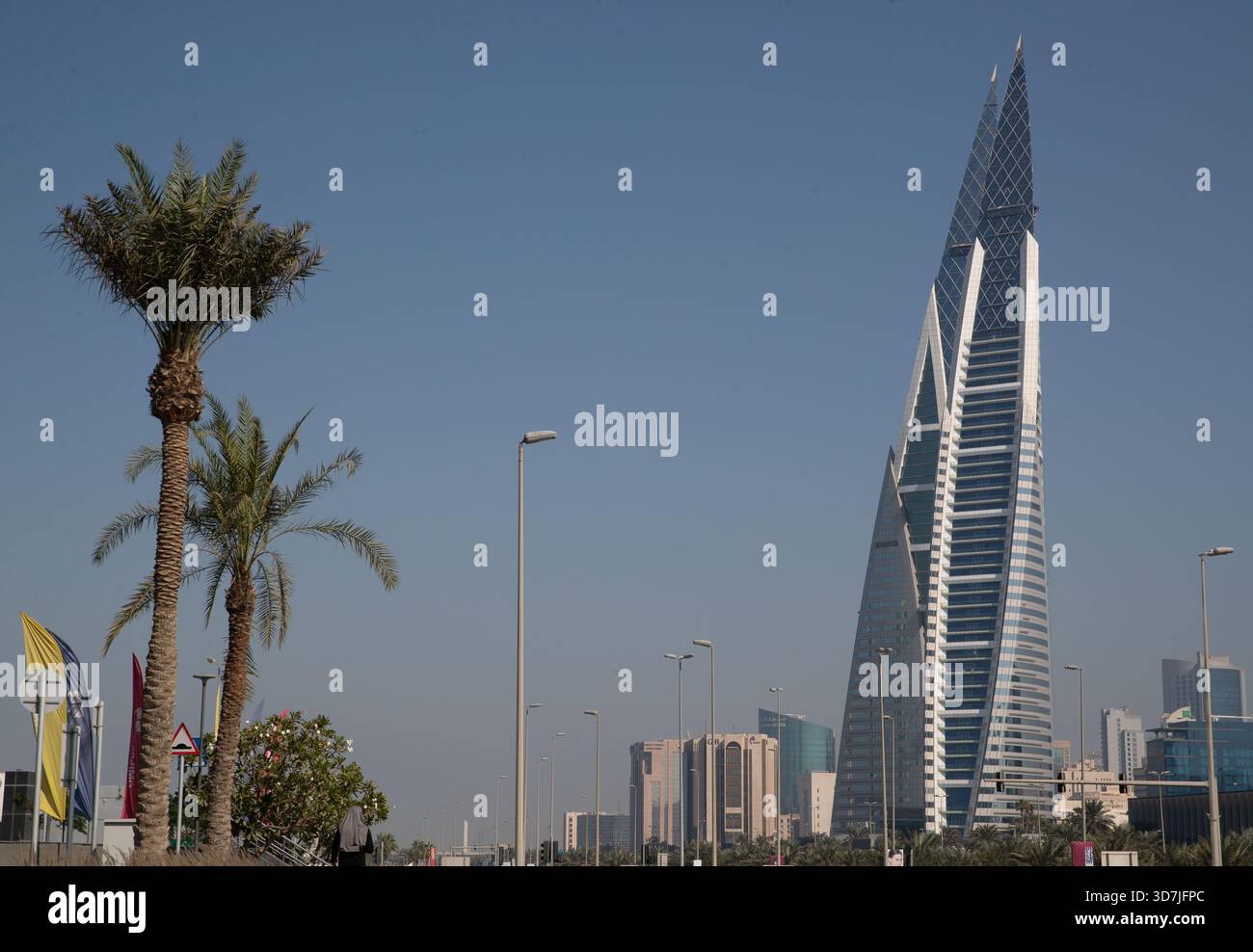 (251126) -- MANAMA, Nov. 26, 2025 (Xinhua) -- This photo taken on Nov ...