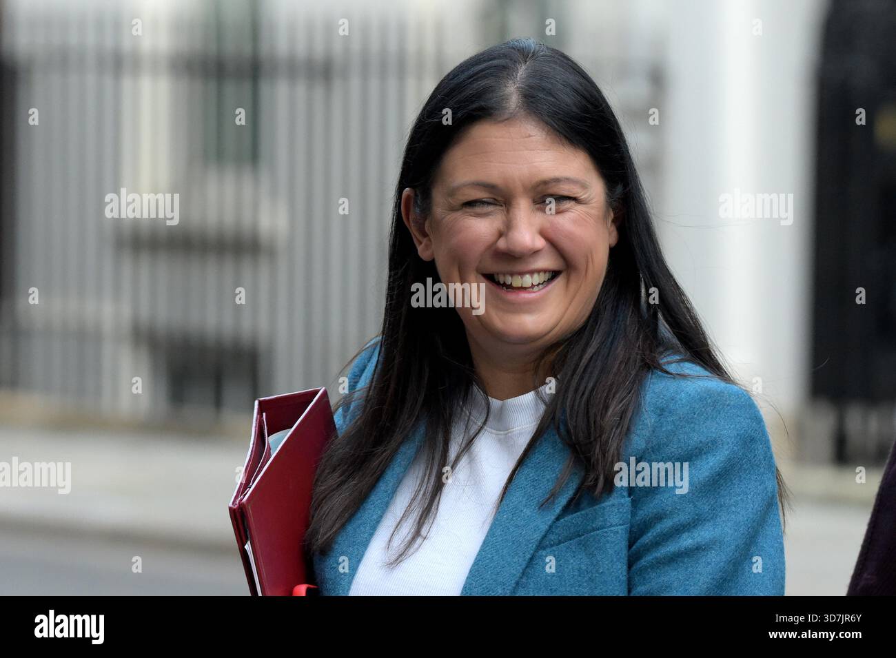 London UK 26th Nov 2025 Lisa Nandy Culture Secretary arrives in Downing ...