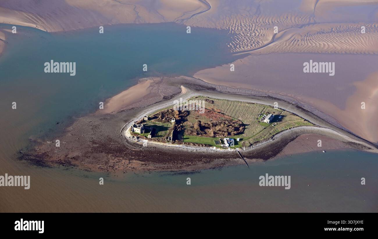 Piel island birds eye view hi-res stock photography and images - Alamy