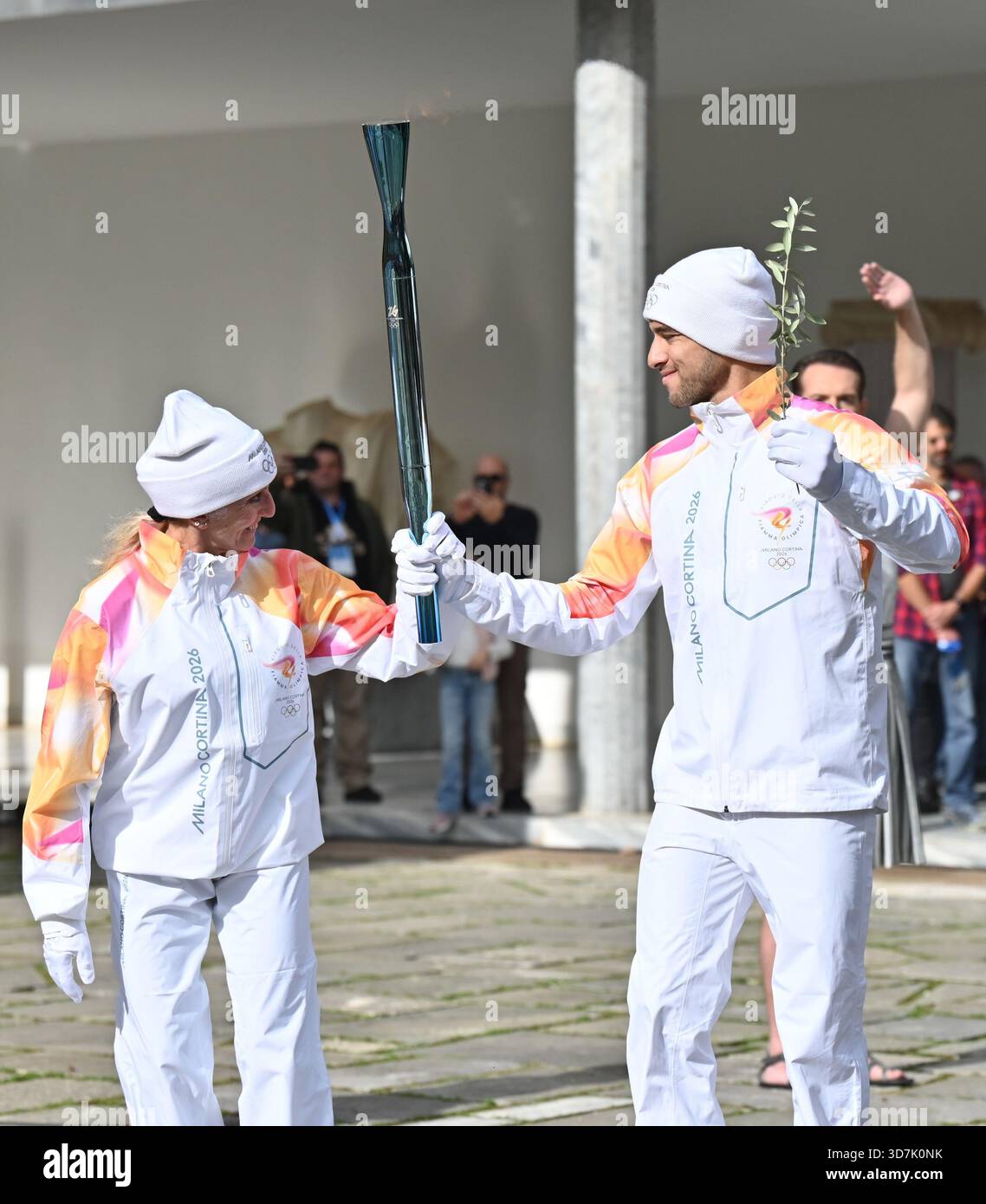 (251126) -- ANCIENT OLYMPIA, Nov. 26, 2025 (Xinhua) -- The first ...