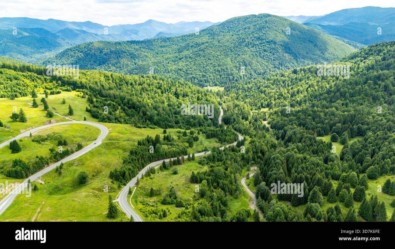 Romania mountain road scenery hi-res stock photography and images - Alamy