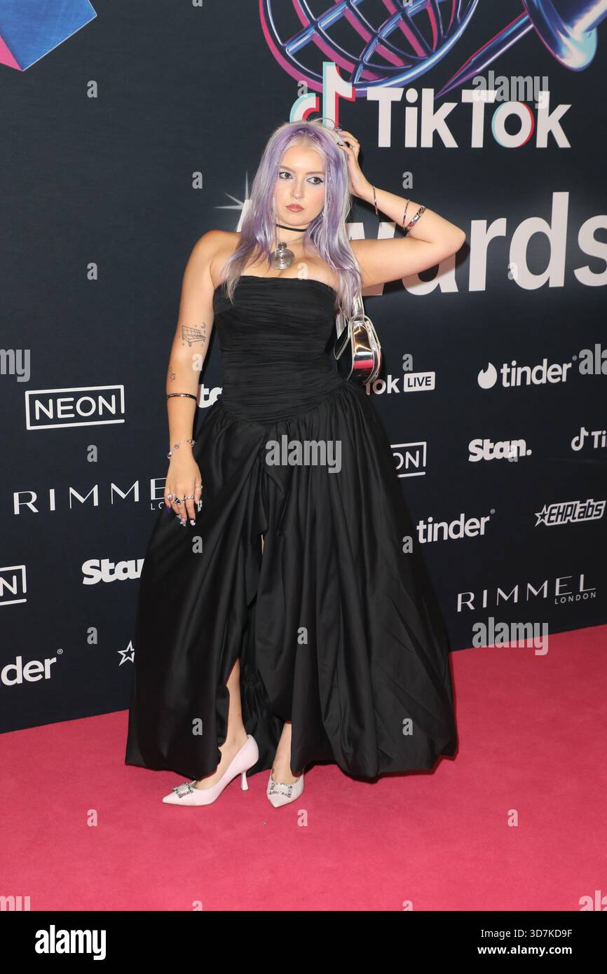 Sydney, NSW, Australia. 26th November 2025. Ūla (Ula Venckus, Ula Music ...