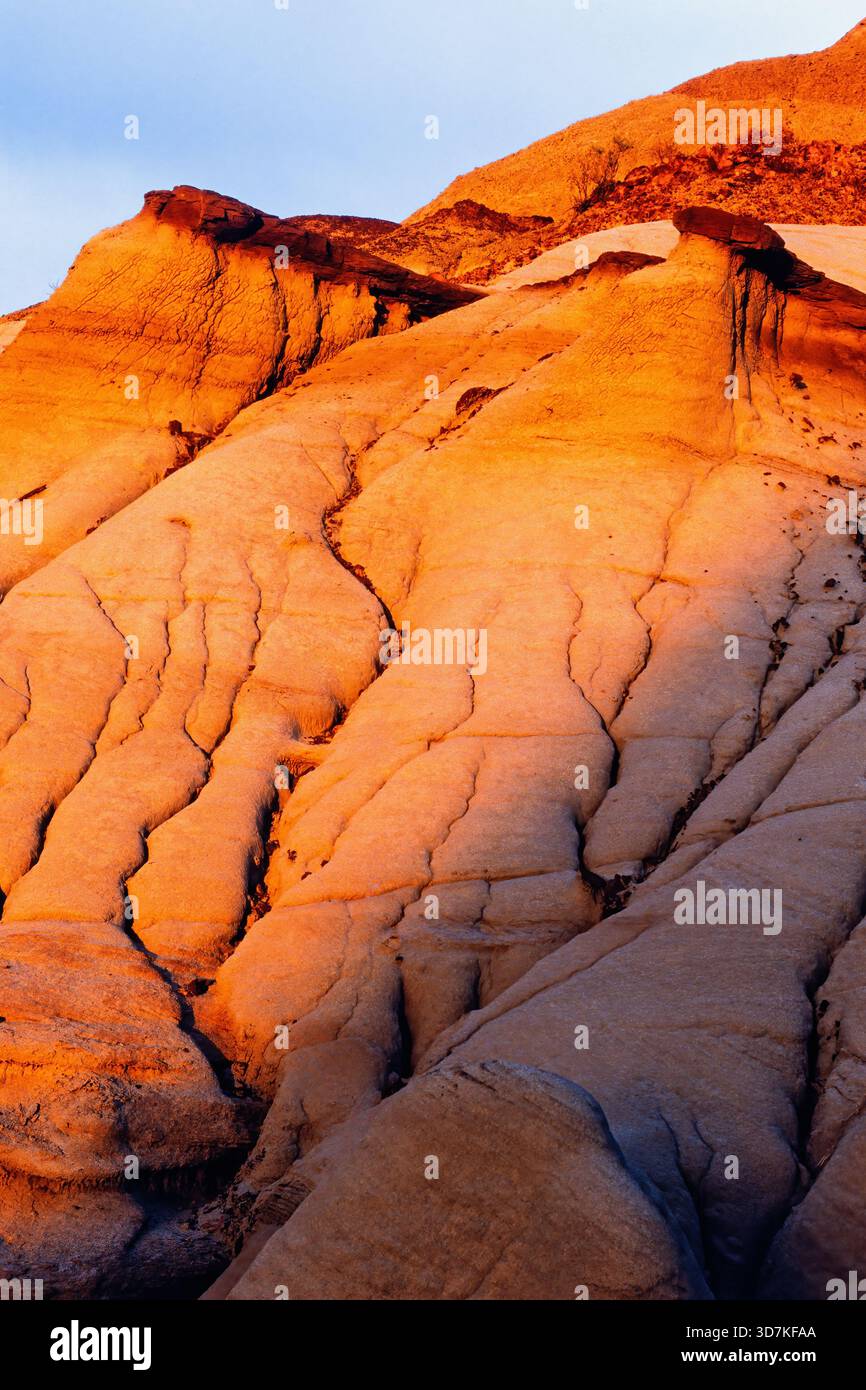Sandstone erosion cracks on rocky hi-res stock photography and images ...