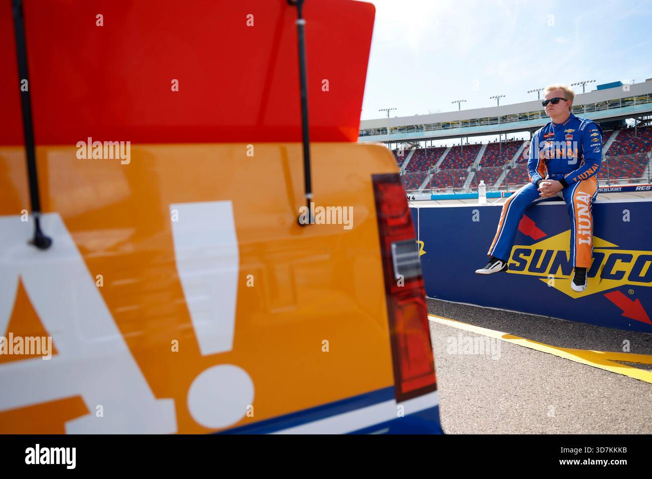Avondale, AZ USA - November 01, 2025: TYLER ANKRUM (18) gets ready to ...