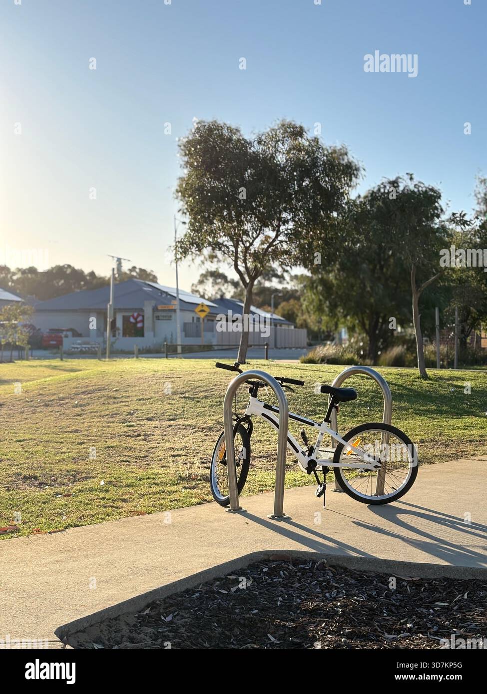 Suburban cycle path hi-res stock photography and images - Alamy