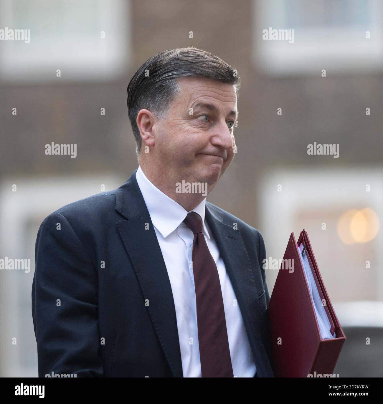 Downing Street, London, UK. 26th Nov, 2025. Government Ministers ...