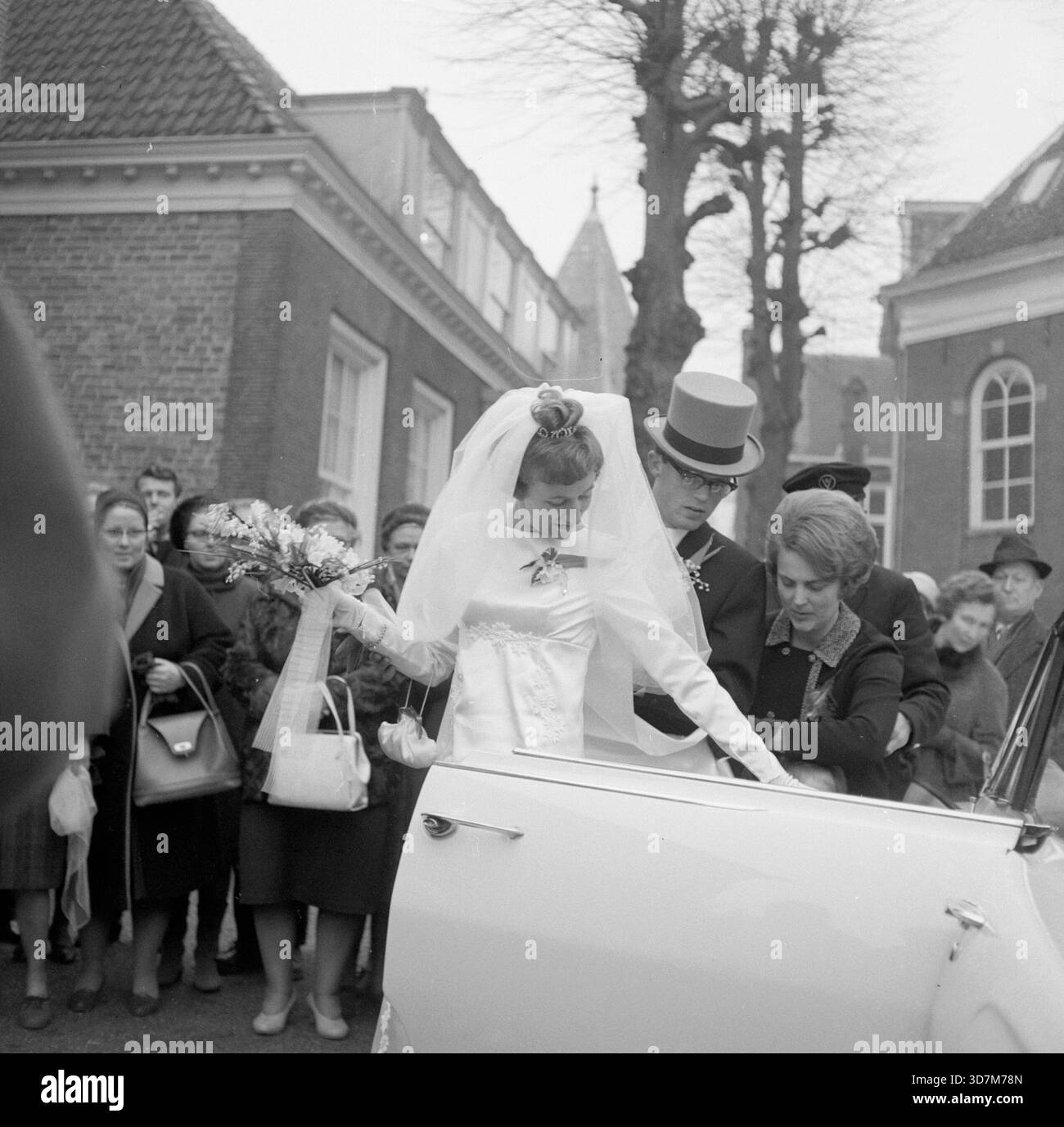 1960s netherlands bride Black and White Stock Photos & Images - Alamy