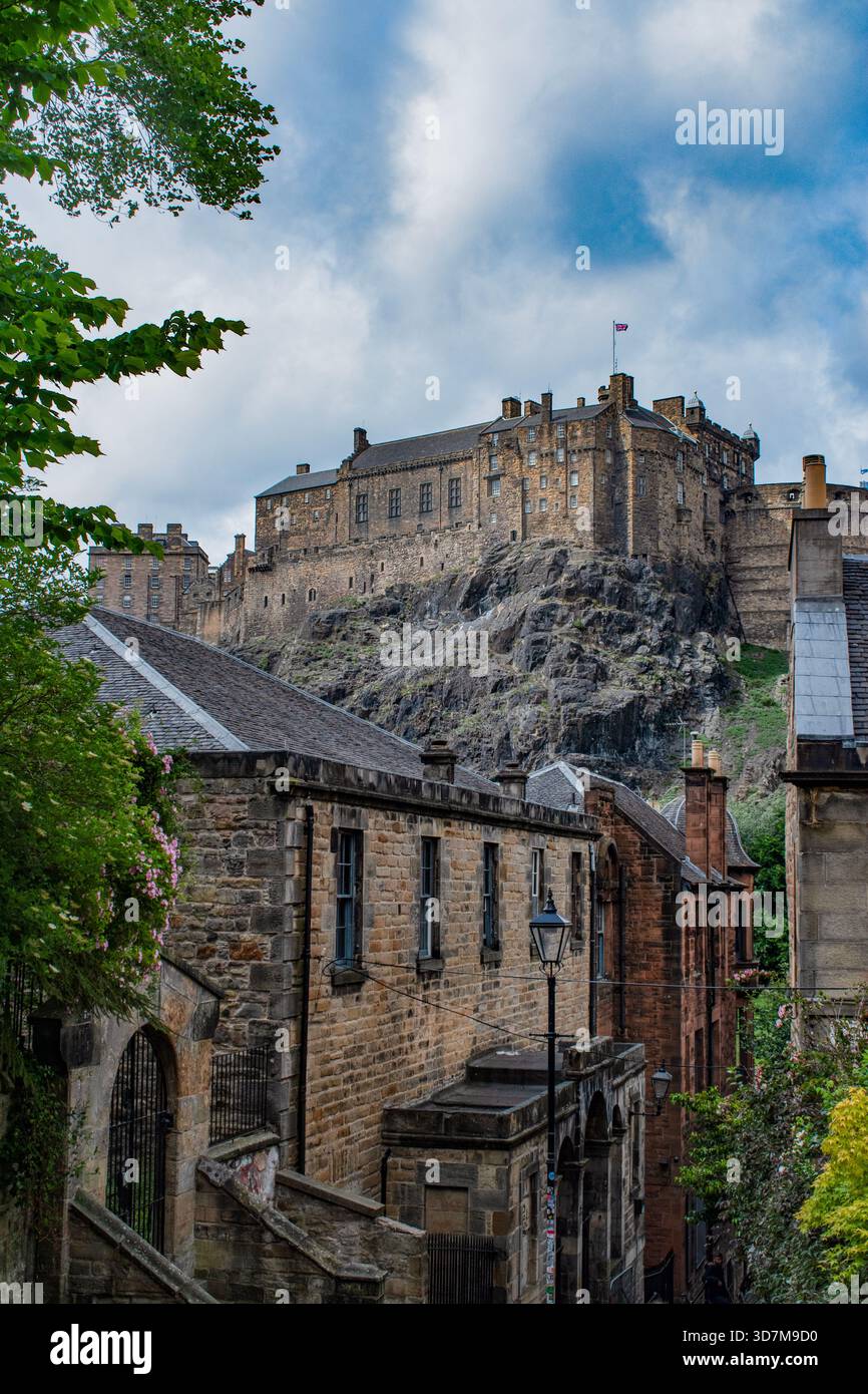 Scotland: the old town skyline with view of Edinburgh Castle seen from ...