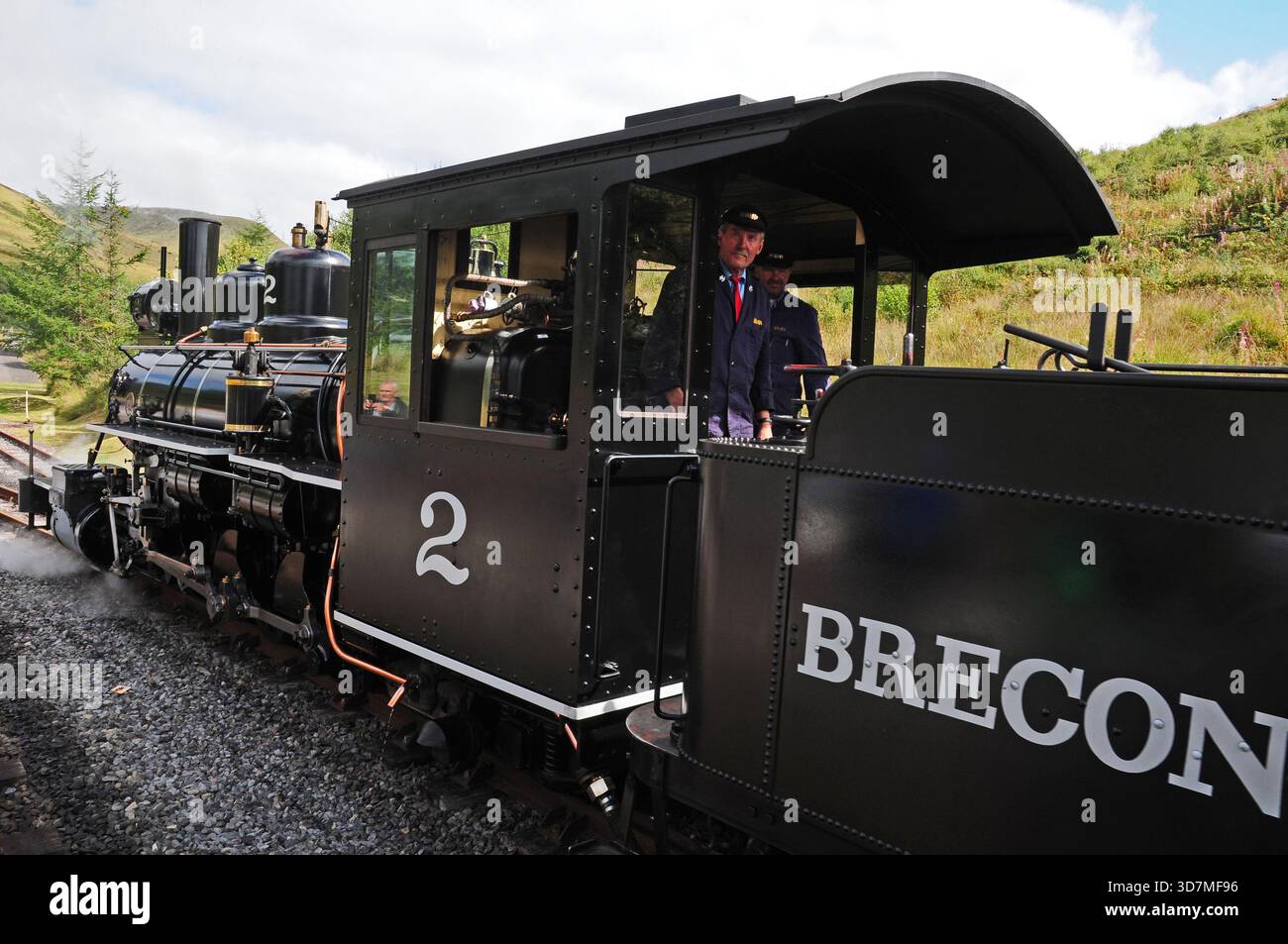 Engineers in steam engine hi-res stock photography and images - Alamy