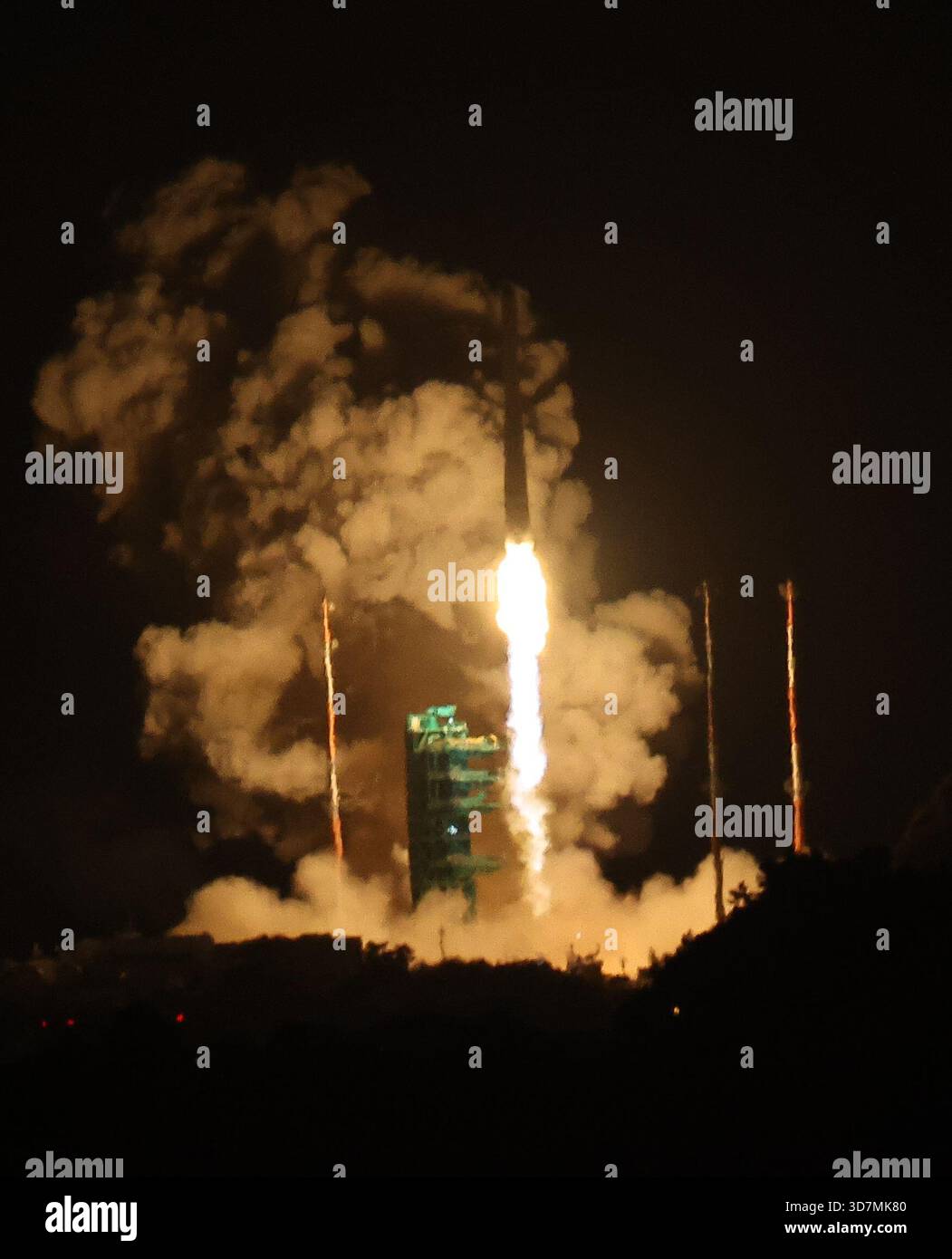 S. Korea launches space rocket The Nuri space rocket takes off from ...